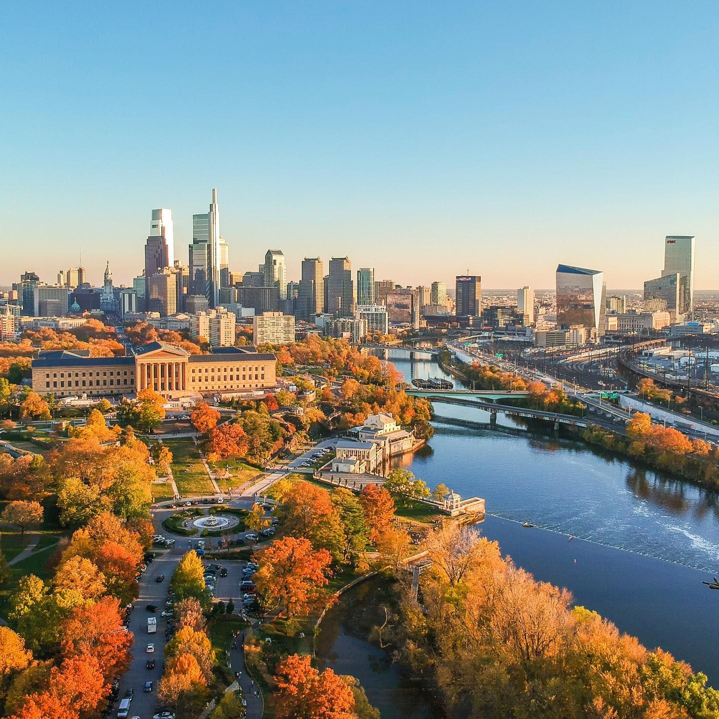 Thripy | Philadelphia, Pennsylvania 4K Video City Trip